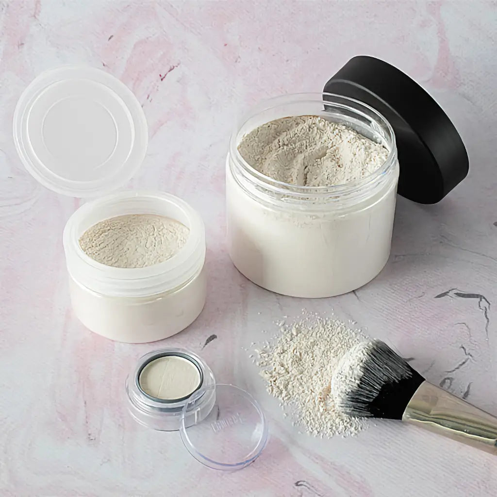 Grimas Fixing Powder, fixeringspuder — Helsinglight